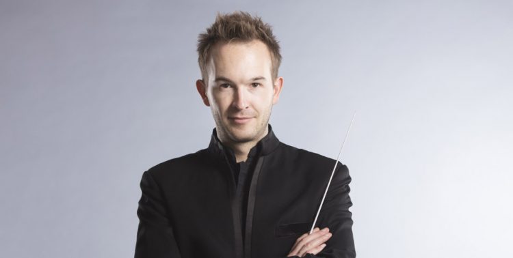 Andrew Gourlay conducts The Planets | Afisha London